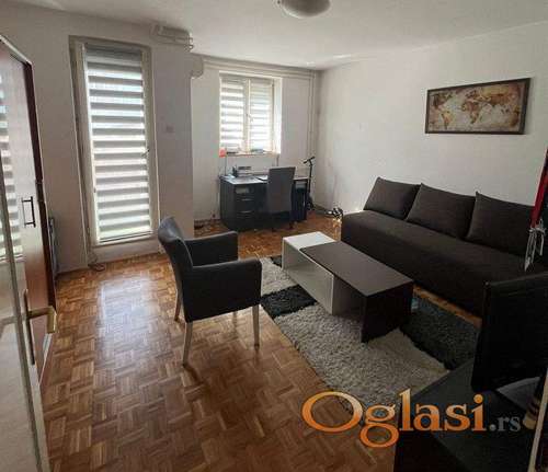 Kompletno namešten - Bulevar - 32m2