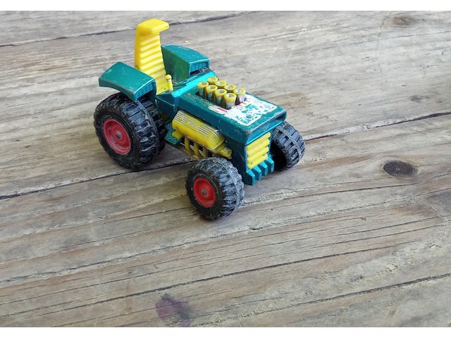 AUTIC TRAKTOR METALNI MATCHBOX