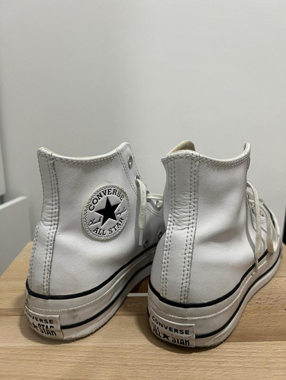 Converse bele kozne starke