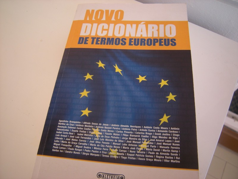 NOVO DICIONARIO DE TERMOS EUROPEUS