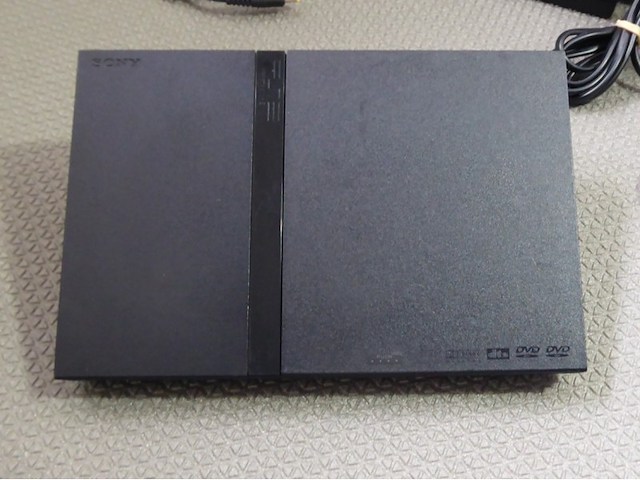 SONY PlayStation 2 (PS2) konzola SCPH-70004