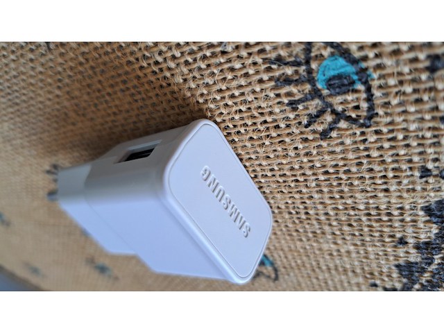 SAMSUNG PUNJAČ / ADAPTER