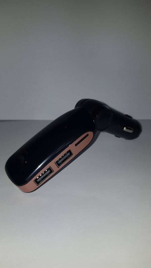 FM transmiter sa USB punjačem, Bluetooth i SD karticom