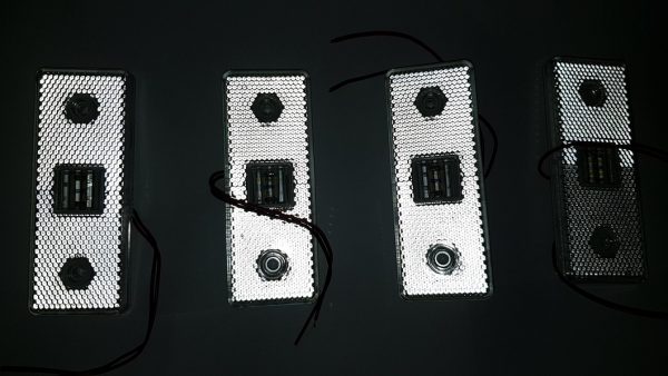 Gabaritna svetla LED belo sa katadiopterom
