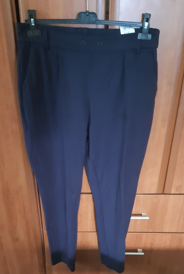 Zenske pantalone L