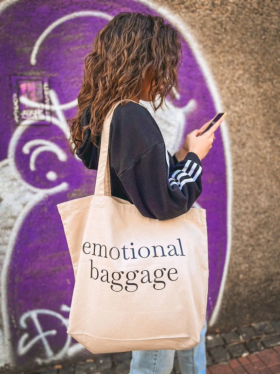 Torbidžonka Ceger Emotional baggage, Bež