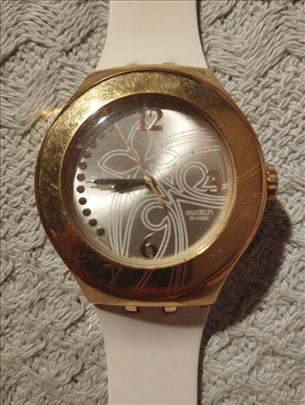 Zlatni Swatch irony Gold velik 49mm