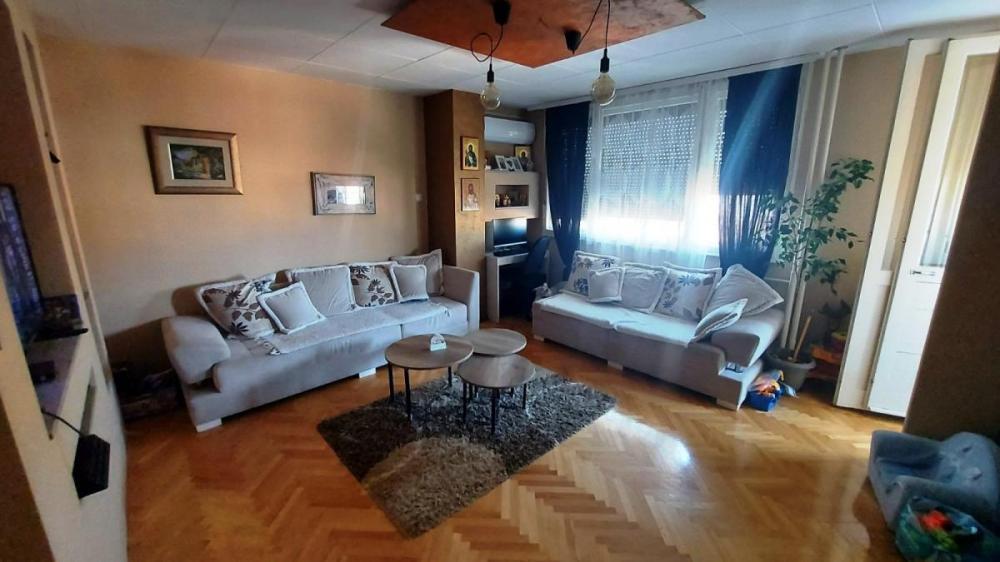 Dvoiposoban stan za izdavanje, 68m2, 500€