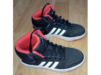 ADIDAS dublje patike vel 35,5