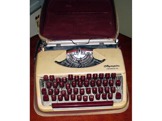 Olympia Splendid 33 pisaća mašina