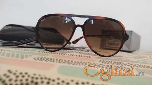 Ray Ban RB4125 model 710/51 CATS 5000 sunčane naočare