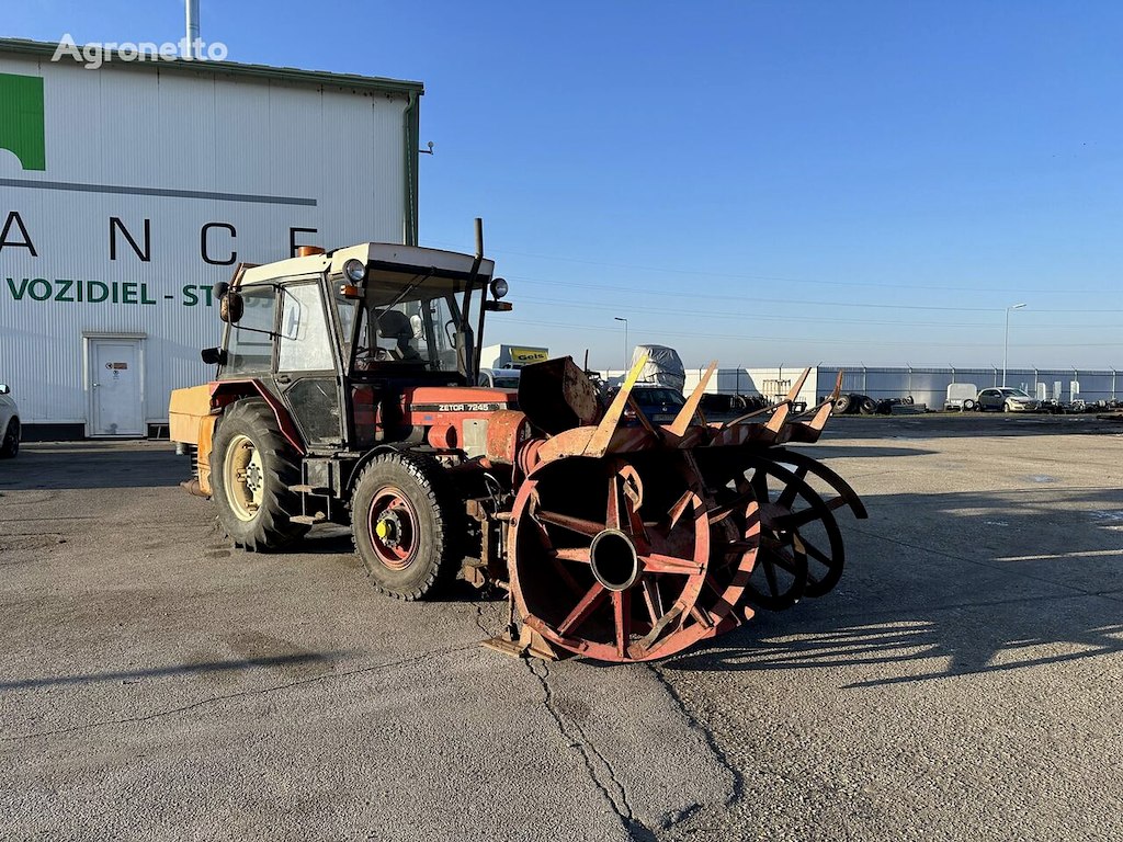 Zetor 7245 traktor točkaš