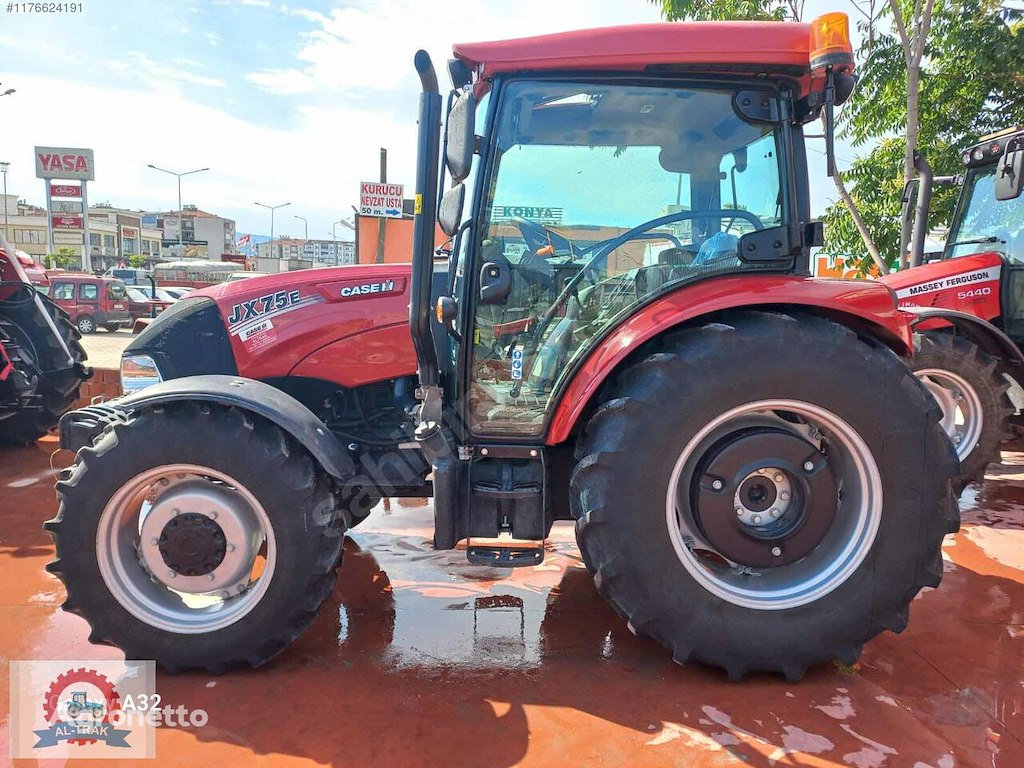Case IH JX 75 E mini traktor