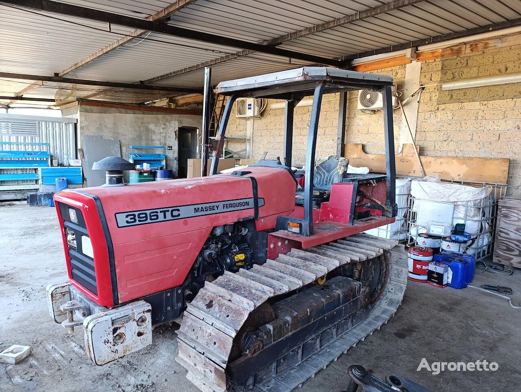 Massey Ferguson 396 TC traktor guseničar