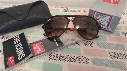 Ray Ban RB4125 model 710/51 CATS 5000 naočare