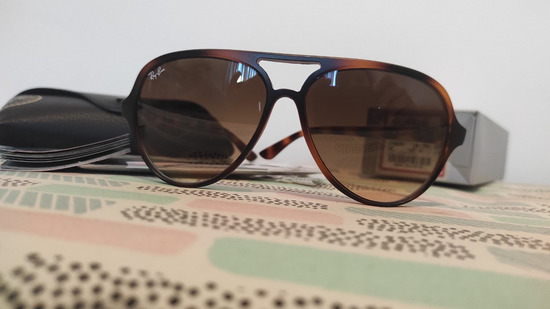 Ray Ban RB4125 CATS 5000 sunčane naočare