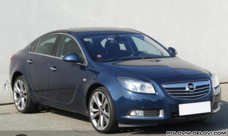 Opel Insignia Polukozni Enterijer