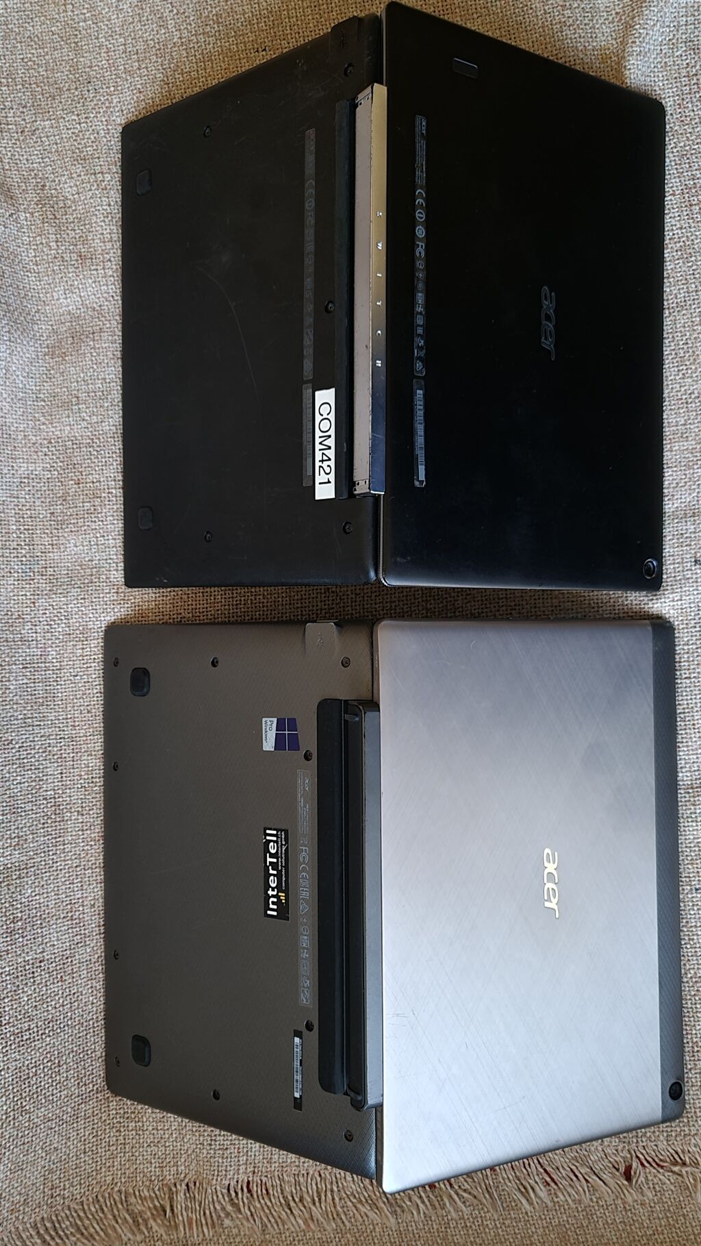 Tableti sa tastaturama 2 komada marka acer, vrhunske masine, jako