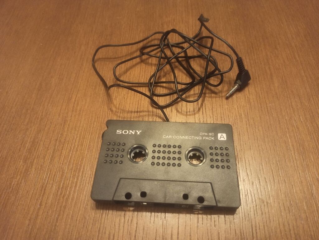 Adapter-kaseta za starije auto-kasetofone