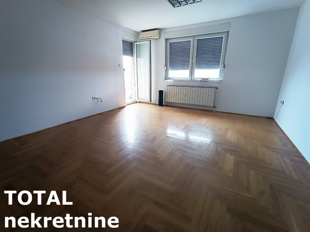 NOVI SAD - BULEVAR EVROPE - 69. 00 m2