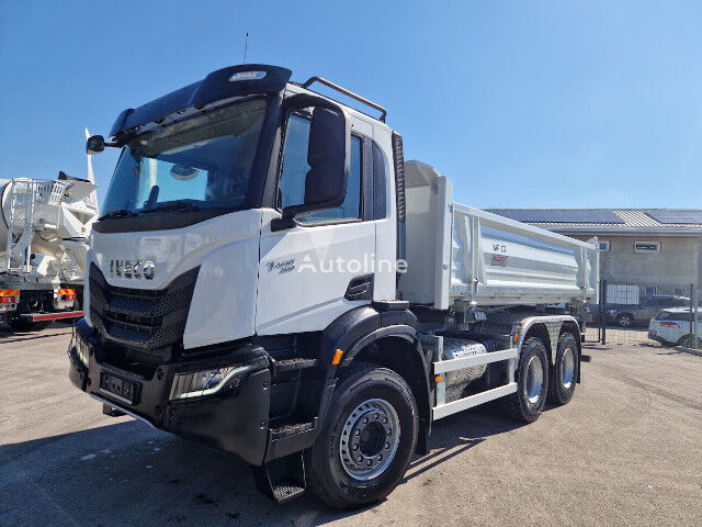 IVECO T-WAY AD380T45 kiper