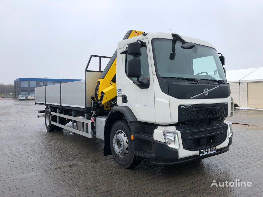 Novi Volvo FE 250 kamion s ravnom platformom