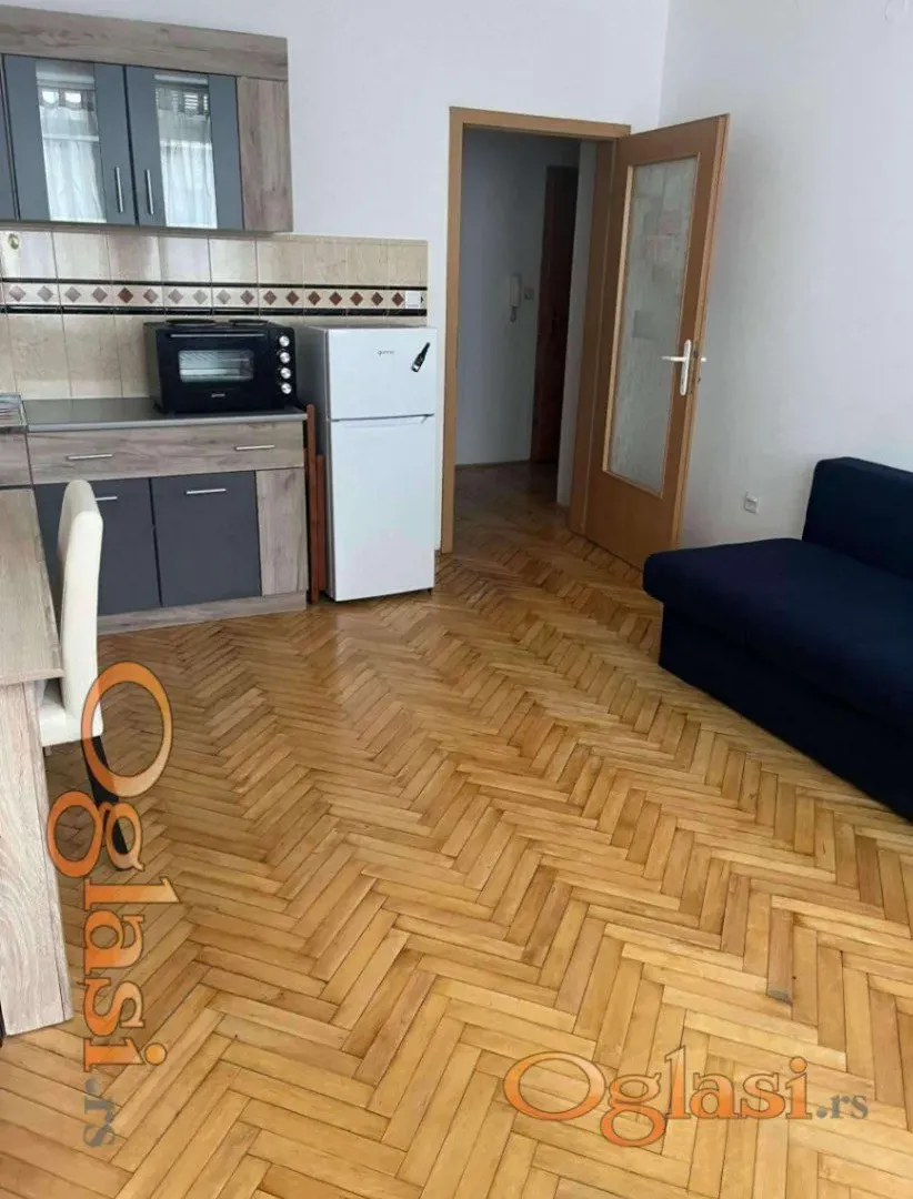 Izdavanje, jednosoban stan, 27m2, Adamovićevo Naselje, Novi Sad, Novi Sad