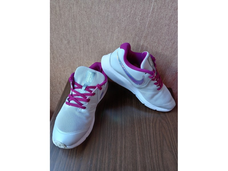 PATIKE "NIKE" br. 38,5/24cm.