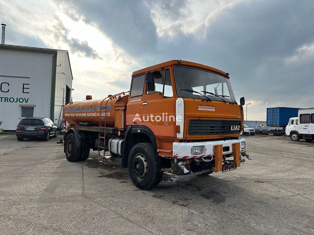 LIAZ KAROSA SA8-L110 , VIN 132 autocisterna