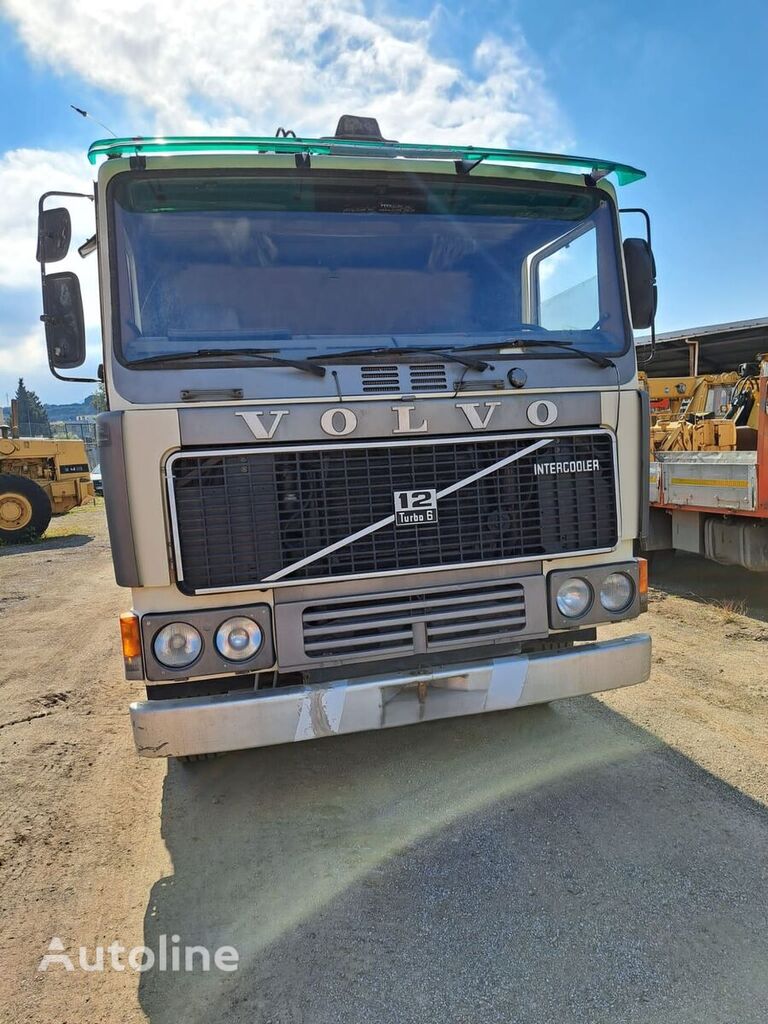 Volvo F1220 kamion za prevoz metalnog otpada