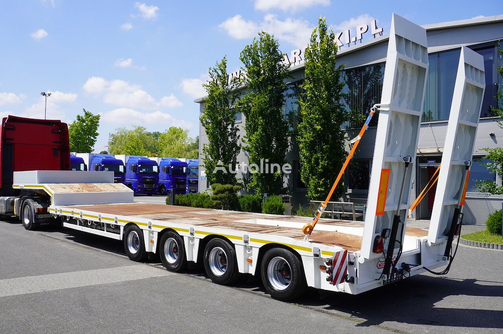 Nooteboom OSD-73-04V semi-trailer / extendable / 4 axles / hydraulic suspe poluprikolica sa niskom platformom