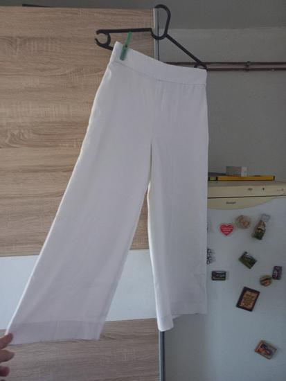 ❤️Zara bele 7/8 pantalone ❤️