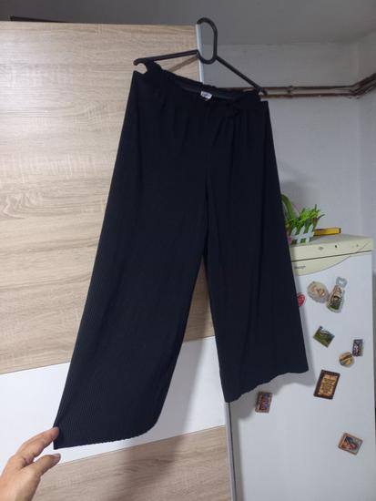 ❤️Zara prelepe 7/8 ribed pantalone ❤️