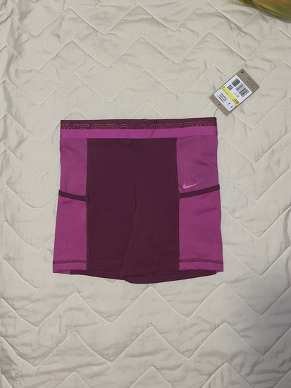 Nike pro sorc