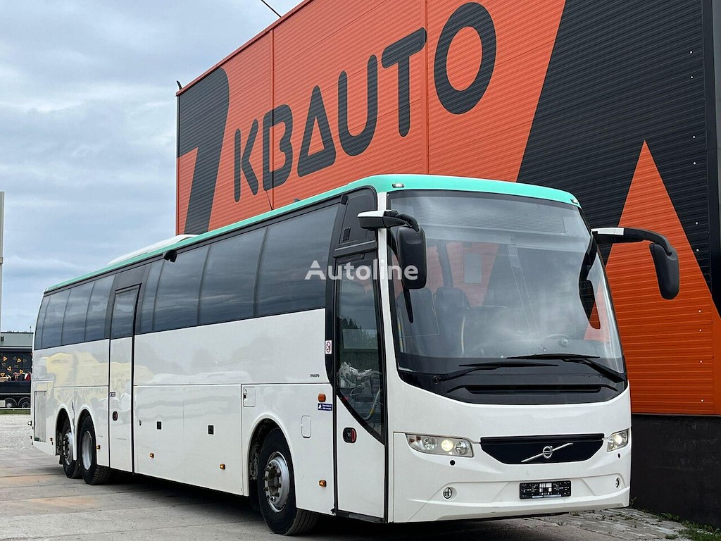 Volvo B13R 9700 H 6x2 AC / AUXILIARY HEATING / WHEELCHAIR LIFT / FOGMA turistički autobus