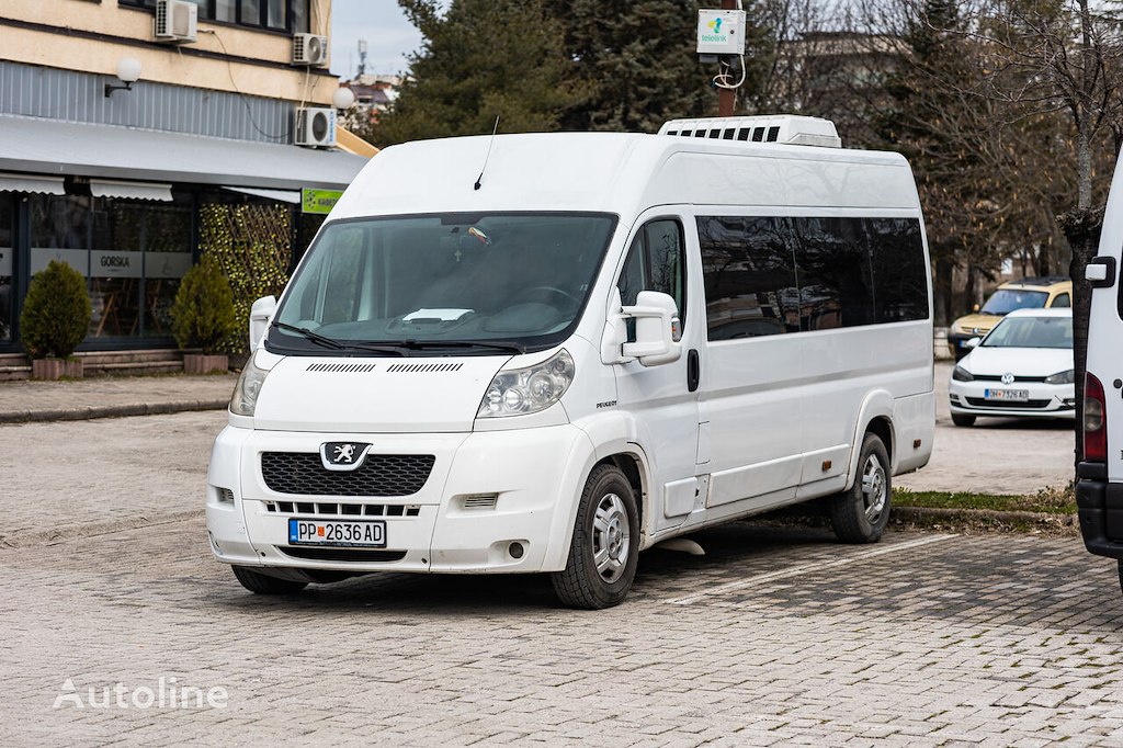 Peugeot Boxer putnički minibus