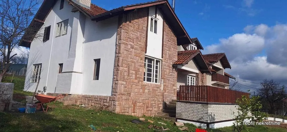 Prodaja, kuća, 479m2, Lazarevac, Beograd