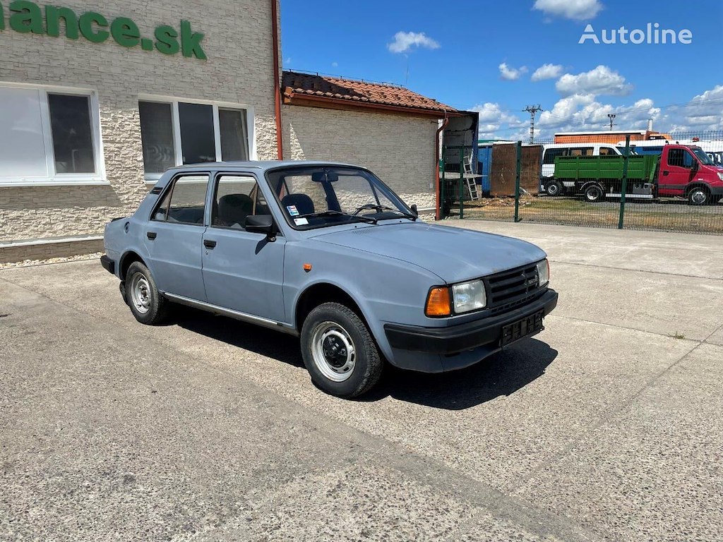 Škoda 125 L VIN 334 sedan