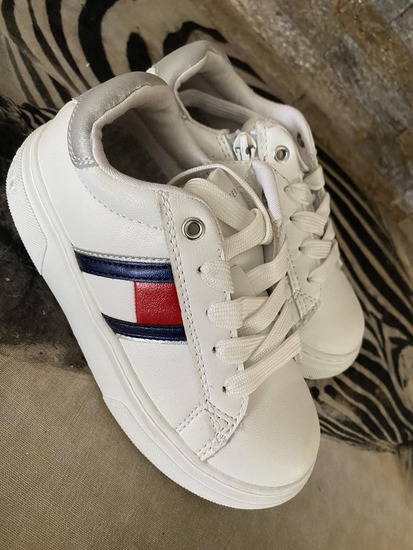 Tommy Hilfiger nove decije patike