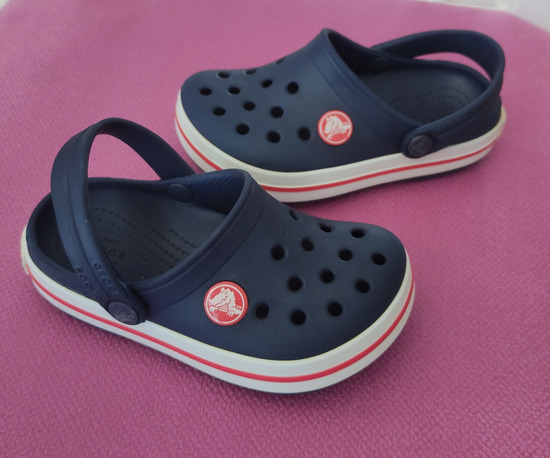 Crocs sandale C8