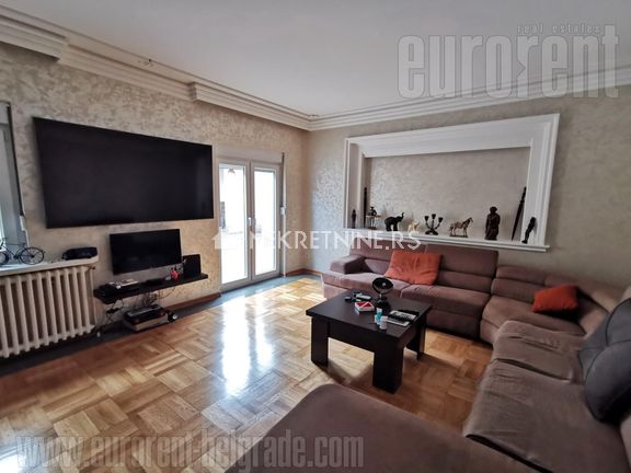 #11345, Prodaja, Kuća, ZVEZDARA, 735000 EUR