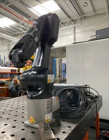 Robot
KUKA KR10-R1100-2