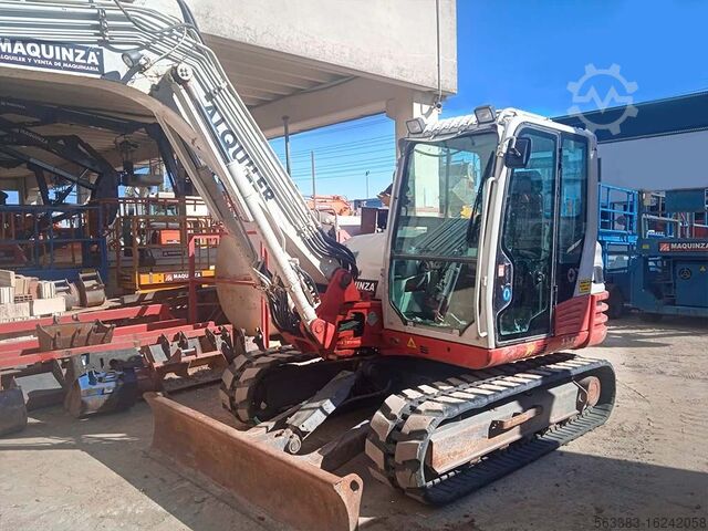 Mini bageri
Takeuchi TB290