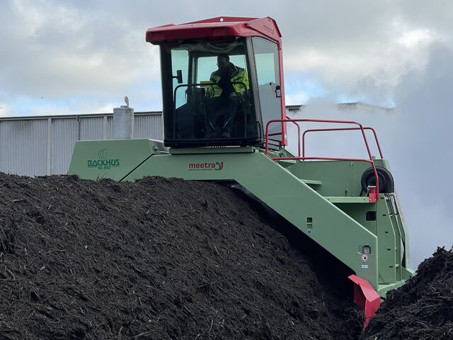 Compost turner BACKHUS 16.50
BACKHUS 16.50 kein Komptech