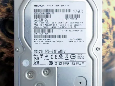 Hitachi Enterprise 3TB Sata3 za 230 god Neprekidnog Rada