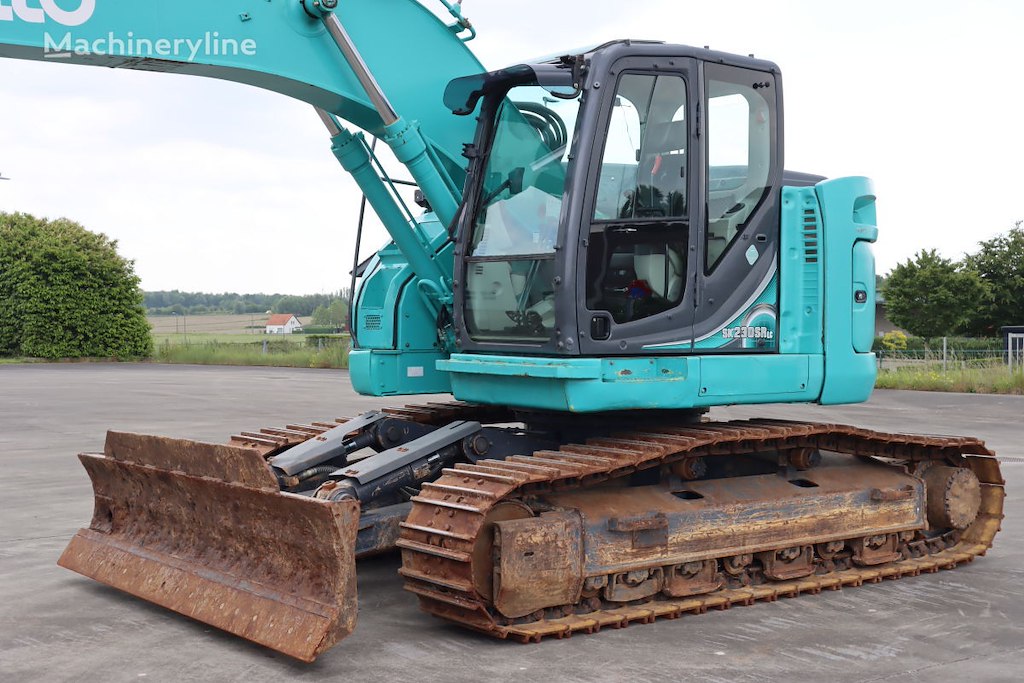 Kobelco SK230SR bager guseničar