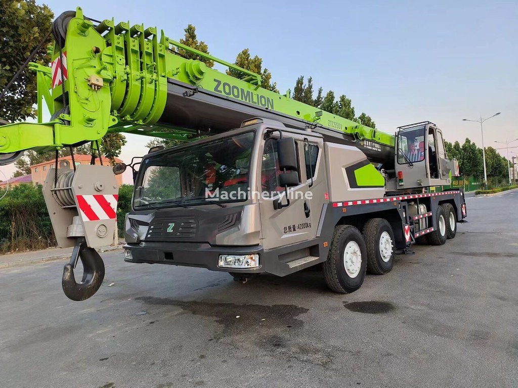 Zoomlion ZTC550V ZTC550 55 ton 55t 55 tons used mounted truck crane pokretna dizalica