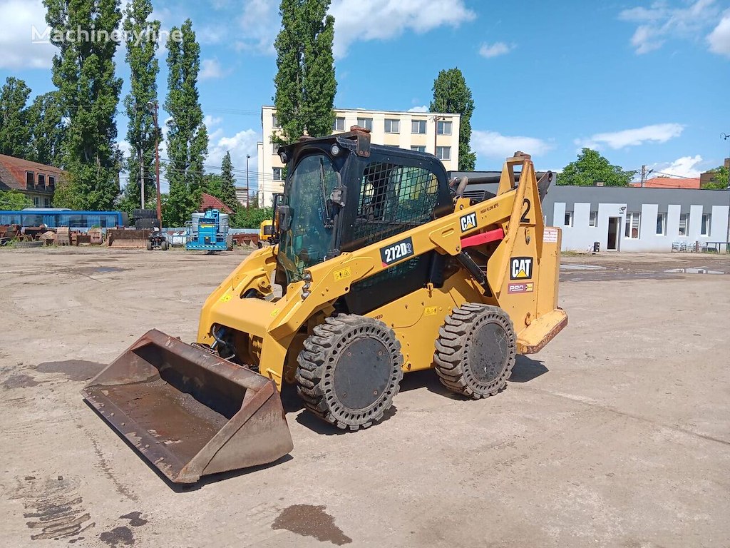 Caterpillar 272D2 mini utovarivač