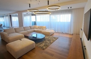 Luksuzan Penthouse sa pogledom Hram, Vracar.