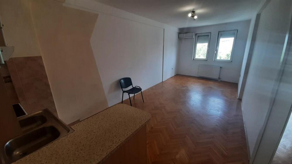 Jednoiposoban stan na prodaju, 45m2, 113.300€